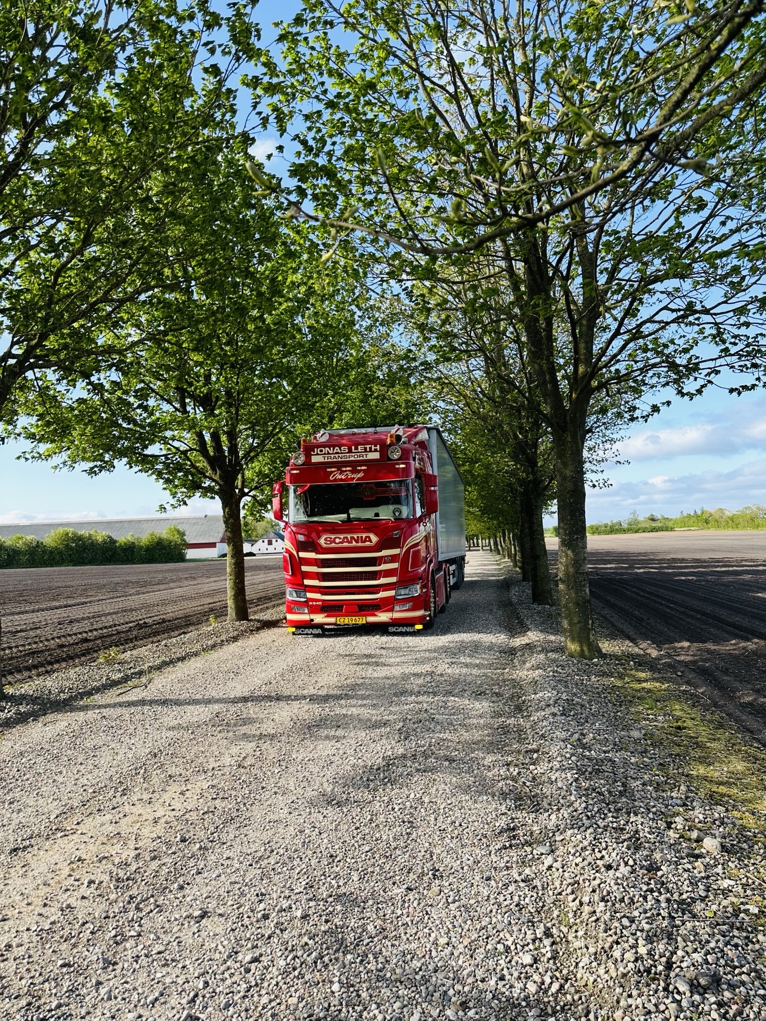 Transportfirma og vognmand tilbyder transport af stykgods og træpiller i Outrup · Vognmand Jonas ...